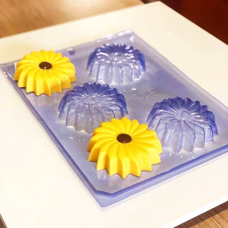 Chefmaster Food Coloring for Chocolates and Cake Decorating – ViaCheff.com